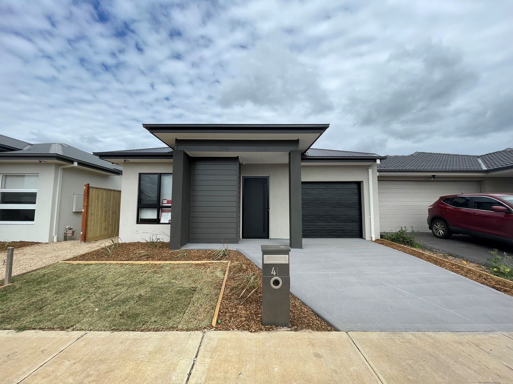 SDA Robust 2 Bedroom House plus OOA Weir Views, Vic | 094